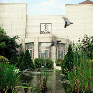 SOLVAY PLASTICS: 2005 REBIT up 4% / Sales increase 13% / Specialty ...