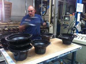 WALTER PACK: Production facilities expanded at Spanish base / RIM machines for “Telene” moulded ...